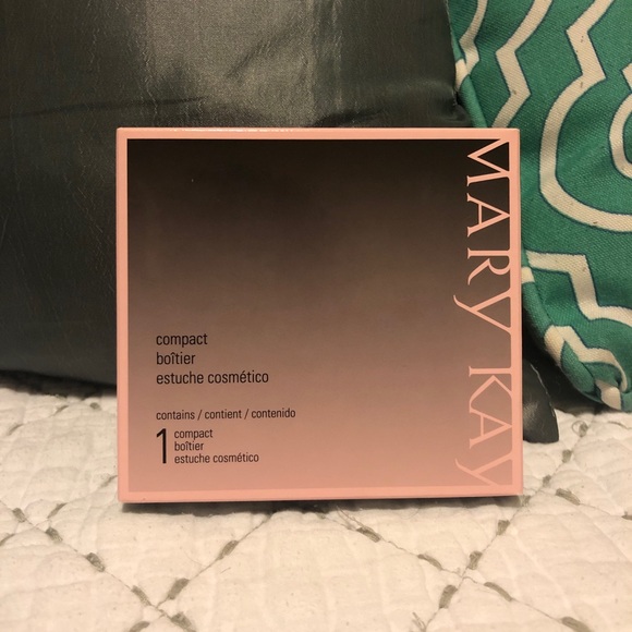 Mary Kay | Makeup | Mary Kay Compact | Poshmark